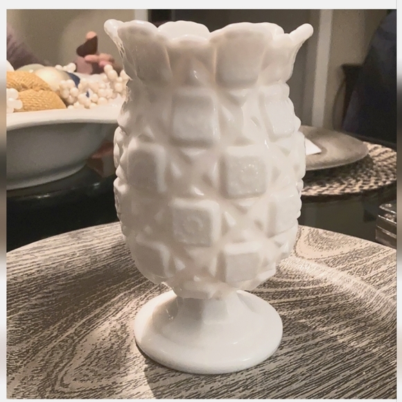 Westmoreland | Accents | Vintage Westmoreland Old Quilt Pattern Fotted ...